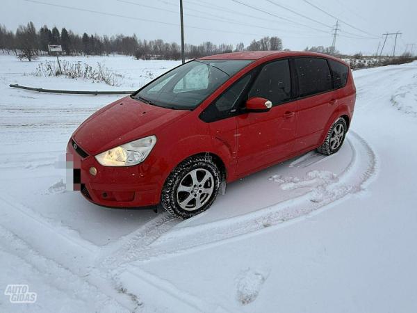 Red Ford S-Max 2007 in Siauliai, with an engine capacity of 2.00 L and mileage of 350 thousand km for 2499 €, photo 4 on AUTOMOTO.COM.LV