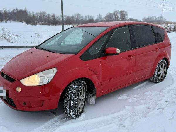 Red Ford S-Max 2007 in Siauliai, with an engine capacity of 2.00 L and mileage of 350 thousand km for 2499 €, photo 7 on AUTOMOTO.COM.LV