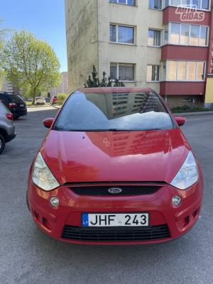 Red Ford S-Max 2007 in Alytus, with an engine capacity of 2.00 L and mileage of 390 thousand km for 2100 €, photo 3 on AUTOMOTO.COM.LV