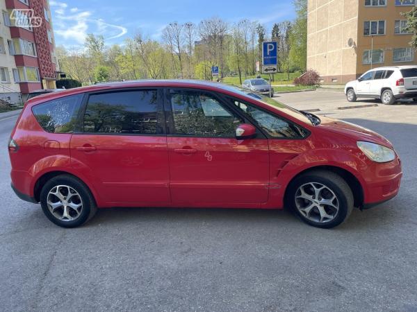 Red Ford S-Max 2007 in Alytus, with an engine capacity of 2.00 L and mileage of 390 thousand km for 2100 €, photo 4 on AUTOMOTO.COM.LV