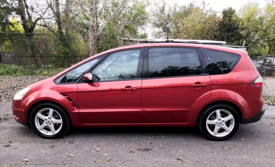 Sarkans Ford S-Max 2007 Rīga, ar dzinēja tilpumu 2.00 L un nobraukumu 253 tūkst. km par 2750 €, foto 4 vietnē AUTOMOTO.COM.LV