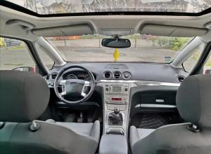 Sarkans Ford S-Max 2007 Rīga, ar dzinēja tilpumu 2.00 L un nobraukumu 253 tūkst. km par 2750 €, foto 8 vietnē AUTOMOTO.COM.LV