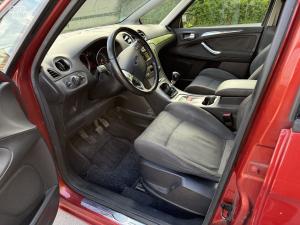 Red Ford S-Max 2007 in Klaipeda, with an engine capacity of 2.00 L and mileage of 380 thousand km for 2500 €, photo 9 on AUTOMOTO.COM.LV