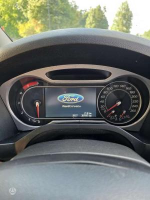 Red Ford S-Max 2008 in Vilnius, with an engine capacity of 2.00 L and mileage of 380 thousand km for 2400 €, photo 19 on AUTOMOTO.COM.LV