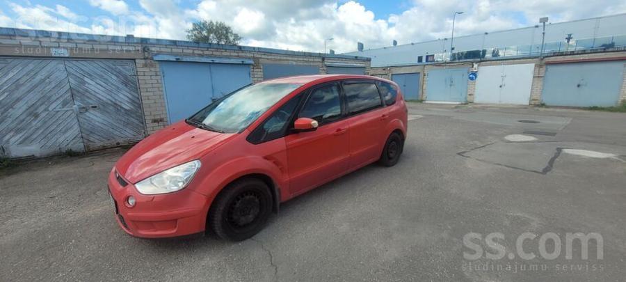 Red Ford S-Max 2008 in Riga, with an engine capacity of 2.00 L and mileage of 643 thousand km for 700 €, photo 3 on AUTOMOTO.COM.LV