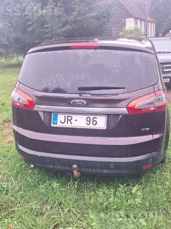Sarkans Ford S-Max 2010 Ogre, ar dzinēja tilpumu 2.00 L un nobraukumu 320 tūkst. km par 2500 €, foto 3 vietnē AUTOMOTO.COM.LV
