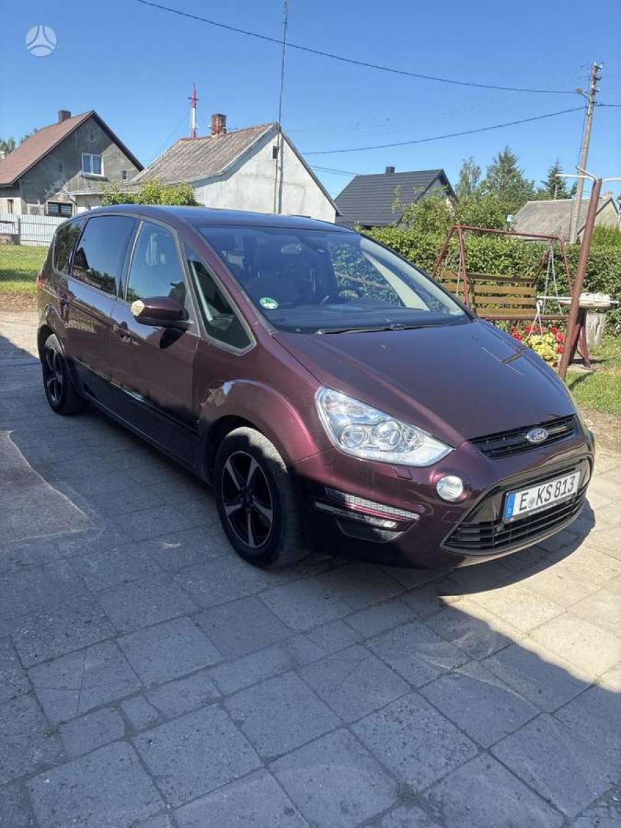 Sarkans Ford S-Max 2011 Vilkaviškis, ar dzinēja tilpumu 2.00 L un nobraukumu 293 tūkst. km par 4550 €, foto 3 vietnē AUTOMOTO.COM.LV