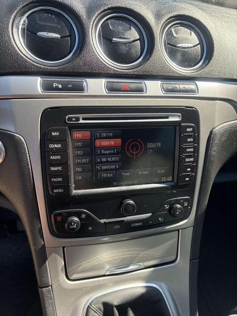 Sarkans Ford S-Max 2011 Vilkaviškis, ar dzinēja tilpumu 2.00 L un nobraukumu 293 tūkst. km par 4550 €, foto 13 vietnē AUTOMOTO.COM.LV