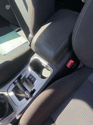Sarkans Ford S-Max 2011 Vilkaviškis, ar dzinēja tilpumu 2.00 L un nobraukumu 293 tūkst. km par 4550 €, foto 23 vietnē AUTOMOTO.COM.LV