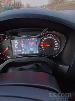 Sarkans Ford S-Max 2011 Daugavpils, ar dzinēja tilpumu 2.20 L un nobraukumu 253 tūkst. km par 6100 €, foto 7 vietnē AUTOMOTO.COM.LV