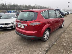 Red Ford S-Max 2012 in Vilnius, with an engine capacity of 2.00 L and mileage of 281 thousand km for 3550 €, photo 6 on AUTOMOTO.COM.LV