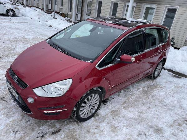Sarkans Ford S-Max 2012 Viļņa, ar dzinēja tilpumu 2.00 L un nobraukumu 279 tūkst. km par 3900 €, foto 4 vietnē AUTOMOTO.COM.LV