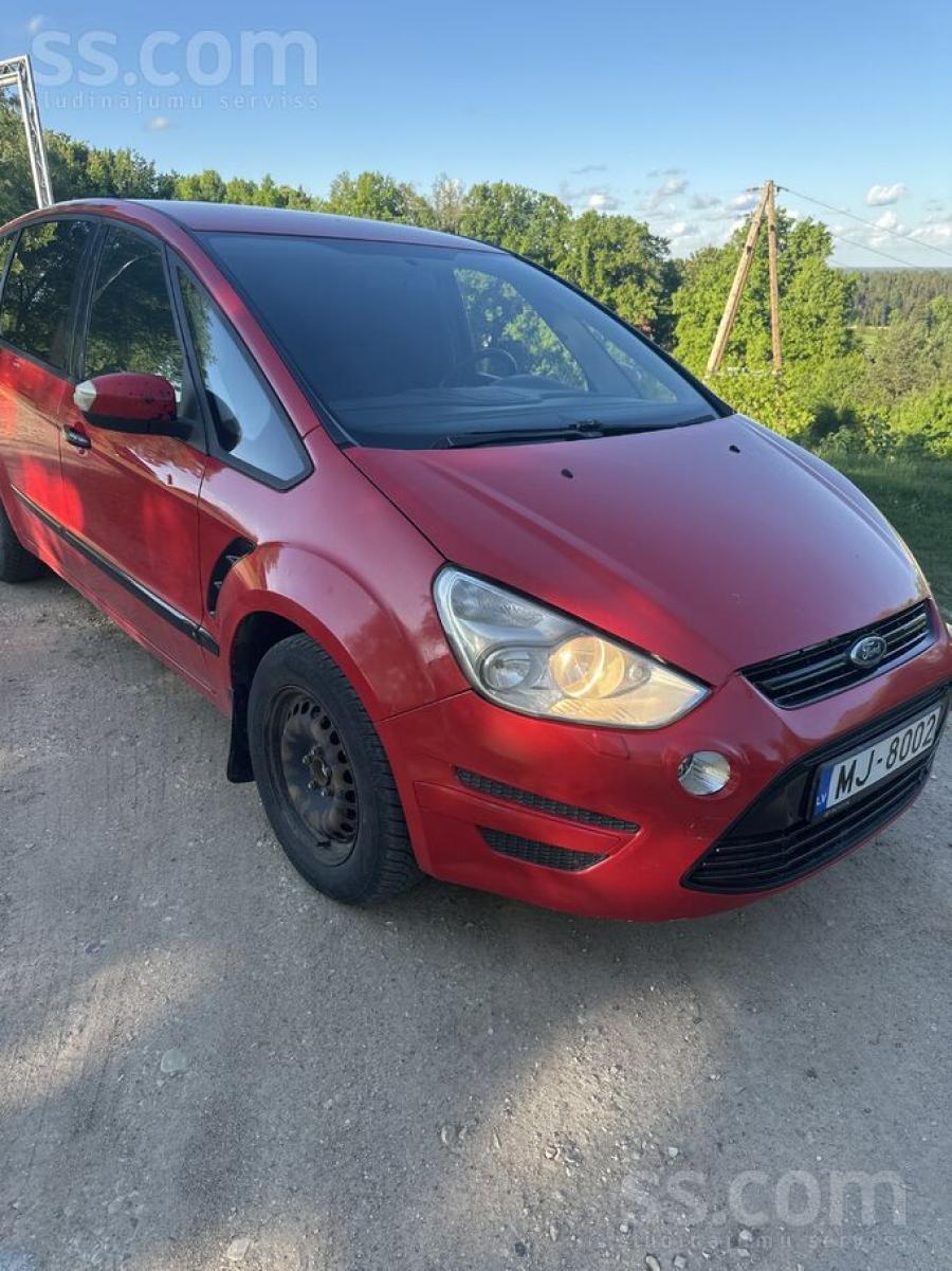 Sarkans Ford S-Max 2012 Madona, ar dzinēja tilpumu 2.00 L un nobraukumu 545 tūkst. km par 2100 €, foto 4 vietnē AUTOMOTO.COM.LV