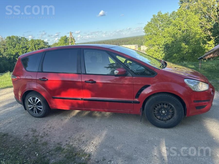 Sarkans Ford S-Max 2012 Madona, ar dzinēja tilpumu 2.00 L un nobraukumu 545 tūkst. km par 2100 €, foto 5 vietnē AUTOMOTO.COM.LV
