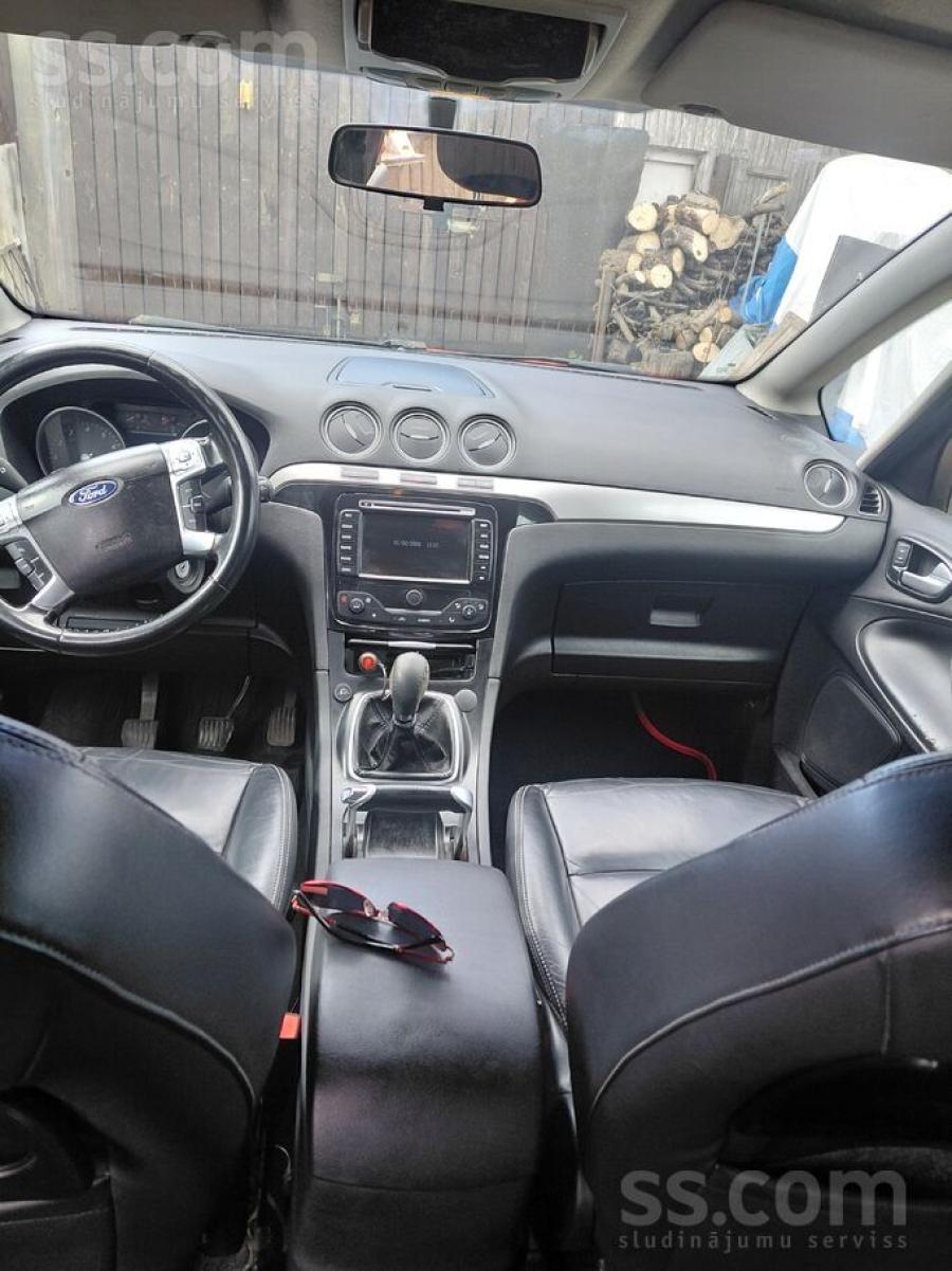 Sarkans Ford S-Max 2012 Rīga, ar dzinēja tilpumu 2.00 L un nobraukumu 0 tūkst. km par 3150 €, foto 9 vietnē AUTOMOTO.COM.LV