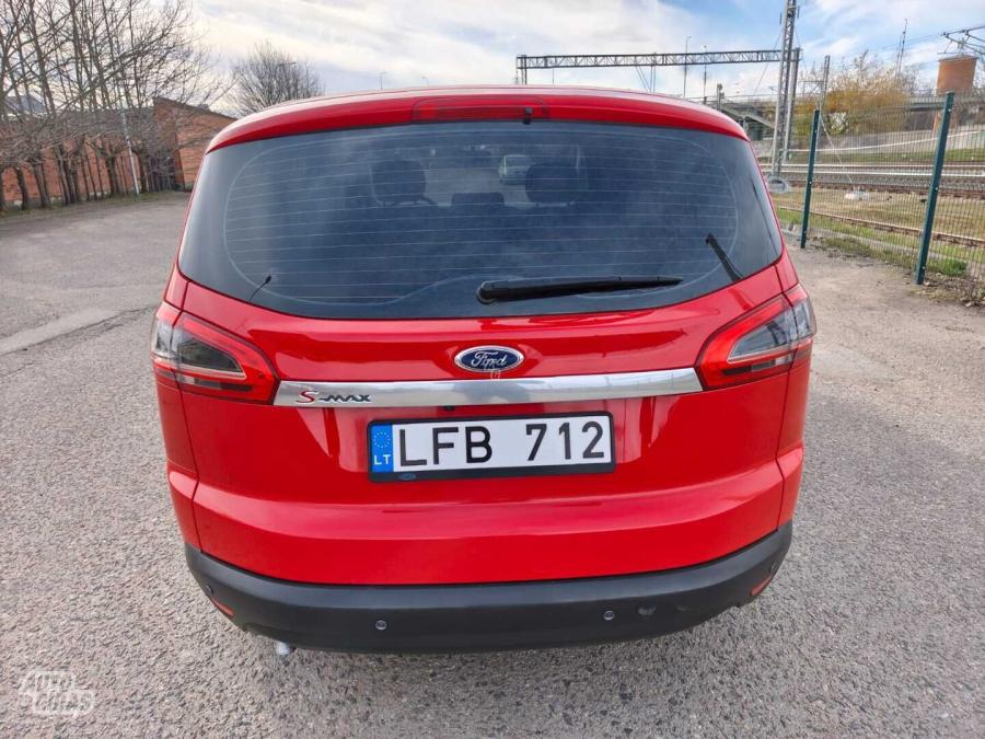 Red Ford S-Max 2013 in Siauliai, with an engine capacity of 2.00 L and mileage of 257 thousand km for 3950 €, photo 6 on AUTOMOTO.COM.LV
