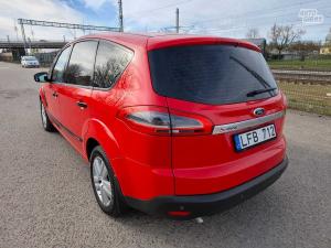 Red Ford S-Max 2013 in Siauliai, with an engine capacity of 2.00 L and mileage of 257 thousand km for 3950 €, photo 7 on AUTOMOTO.COM.LV