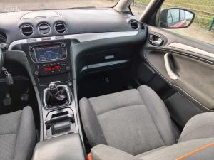 Red Ford S-Max 2013 in Siauliai, with an engine capacity of 2.00 L and mileage of 257 thousand km for 3950 €, photo 12 on AUTOMOTO.COM.LV