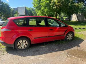 Red Ford S-Max 2013 in Kaunas, with an engine capacity of 2.00 L and mileage of 280 thousand km for 1700 €, photo  on AUTOMOTO.COM.LV