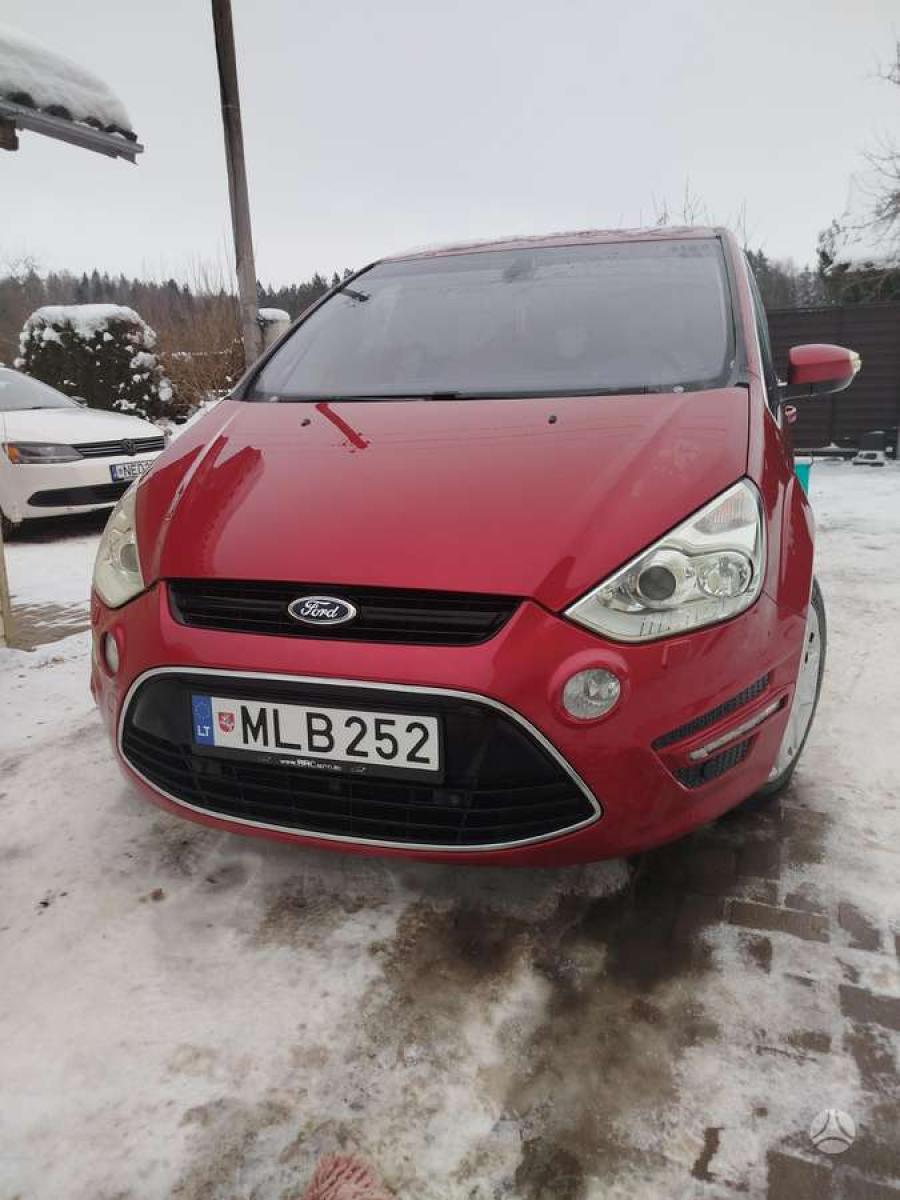 Sarkans Ford S-Max 2014 Utena, ar dzinēja tilpumu 2.00 L un nobraukumu 360 tūkst. km par 5400 €, foto 1 vietnē AUTOMOTO.COM.LV