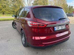 Sarkans Ford S-Max 2016 Ogre, ar dzinēja tilpumu 2.00 L un nobraukumu 262 tūkst. km par 9550 €, foto 10 vietnē AUTOMOTO.COM.LV