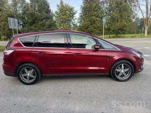 Sarkans Ford S-Max 2016 Ogre, ar dzinēja tilpumu 2.00 L un nobraukumu 262 tūkst. km par 9550 €, foto 11 vietnē AUTOMOTO.COM.LV