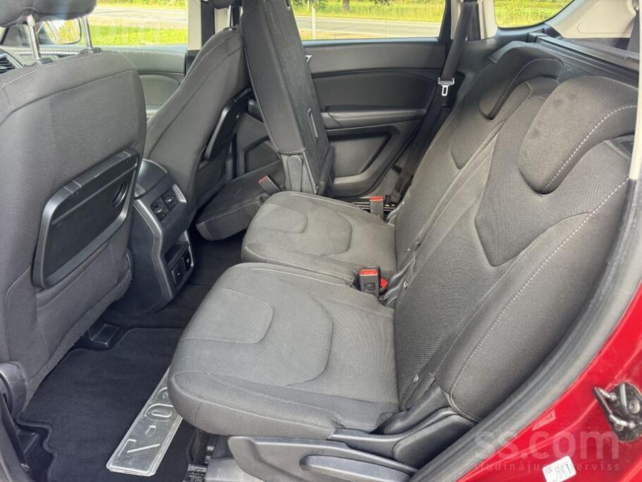 Sarkans Ford S-Max 2016 Ogre, ar dzinēja tilpumu 2.00 L un nobraukumu 262 tūkst. km par 9550 €, foto 26 vietnē AUTOMOTO.COM.LV