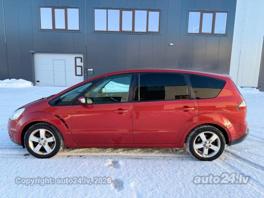 Sarkans Ford S-Max 2007 Tallina, ar dzinēja tilpumu 1.80 L un nobraukumu 275 tūkst. km par 2700 €, foto 2 vietnē AUTOMOTO.COM.LV