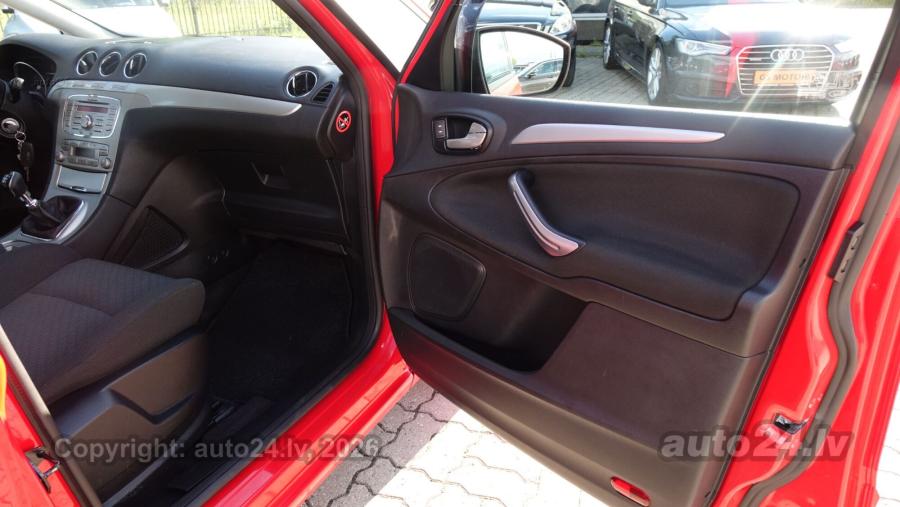 Sarkans Ford S-Max 2009 Tartu, ar dzinēja tilpumu 2.00 L un nobraukumu 267 tūkst. km par 4590 €, foto 15 vietnē AUTOMOTO.COM.LV