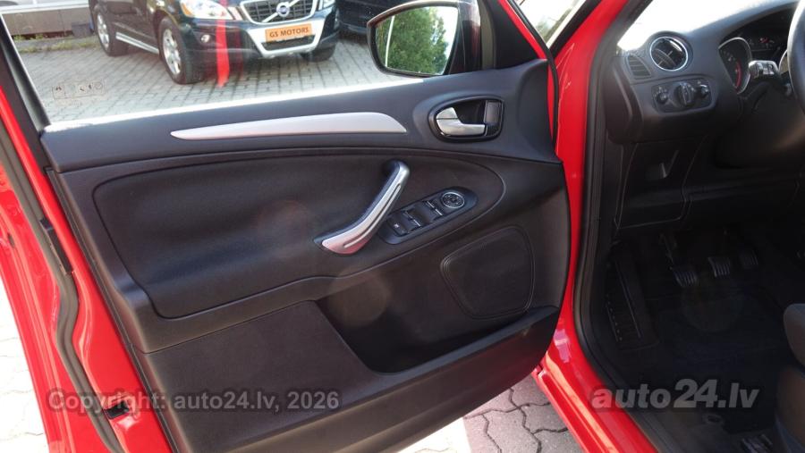 Sarkans Ford S-Max 2009 Tartu, ar dzinēja tilpumu 2.00 L un nobraukumu 267 tūkst. km par 4590 €, foto 17 vietnē AUTOMOTO.COM.LV