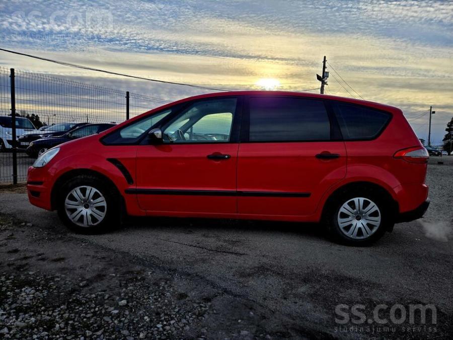 Sarkans Ford S-Max 2012 Rīga, ar dzinēja tilpumu 2.00 L un nobraukumu 465 tūkst. km par 1650 €, foto 4 vietnē AUTOMOTO.COM.LV
