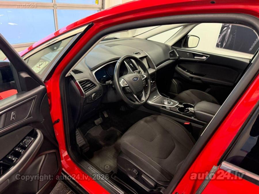 Red Ford S-Max 2019 in Tallinn, with an engine capacity of 2.00 L and mileage of 211 thousand km for 21699 €, photo 6 on AUTOMOTO.COM.LV