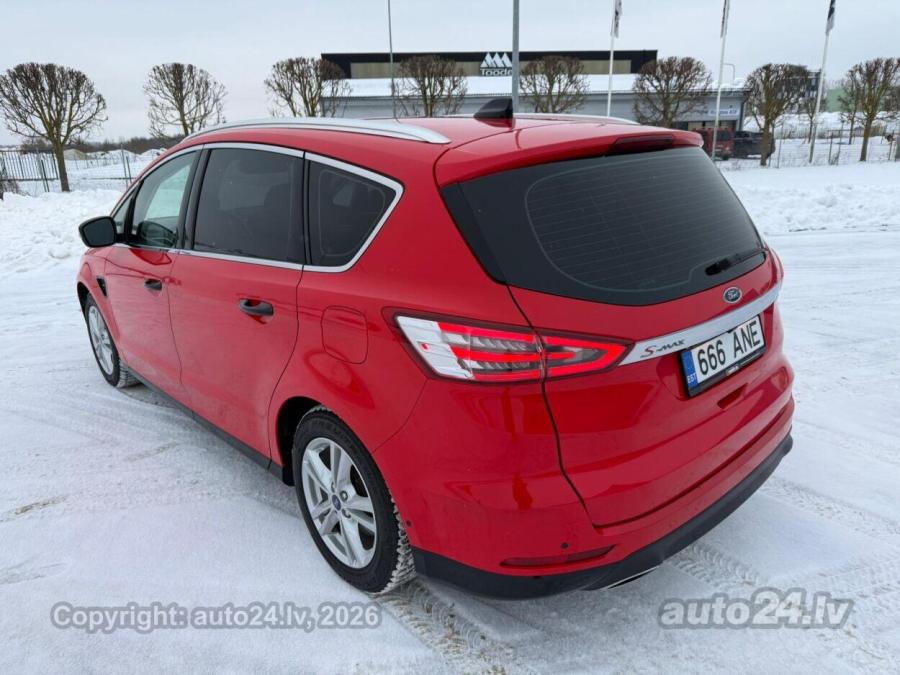Red Ford S-Max 2019 in Tallinn, with an engine capacity of 2.00 L and mileage of 211 thousand km for 21699 €, photo 19 on AUTOMOTO.COM.LV