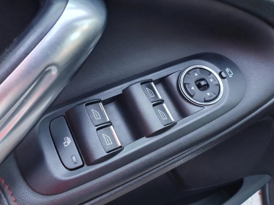 Ford S-Max 2012 in Riga, with an engine capacity of 2.00 L and mileage of 318 thousand km for 6950 €, photo 8 on AUTOMOTO.COM.LV