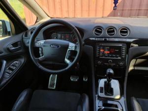 Ford S-Max 2012 in Riga, with an engine capacity of 2.00 L and mileage of 318 thousand km for 6950 €, photo 12 on AUTOMOTO.COM.LV