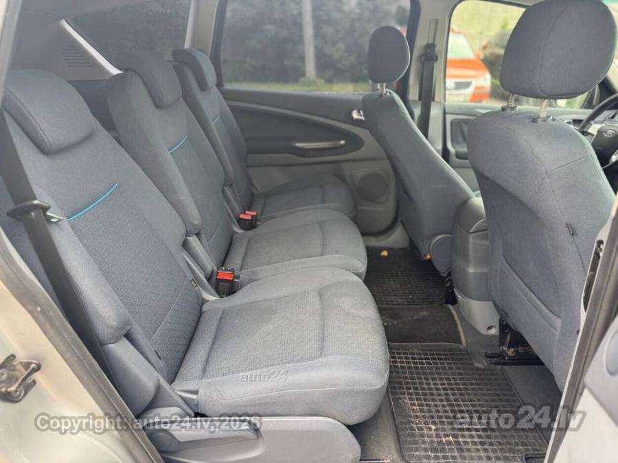 Ford S-Max 2006 Narva, ar dzinēja tilpumu 1.80 L un nobraukumu 205 tūkst. km par 1400 €, foto 8 vietnē AUTOMOTO.COM.LV