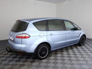 Ford S-Max 2008 in Tallinn, with an engine capacity of 2.00 L and mileage of 313 thousand km for 1299 €, photo 4 on AUTOMOTO.COM.LV