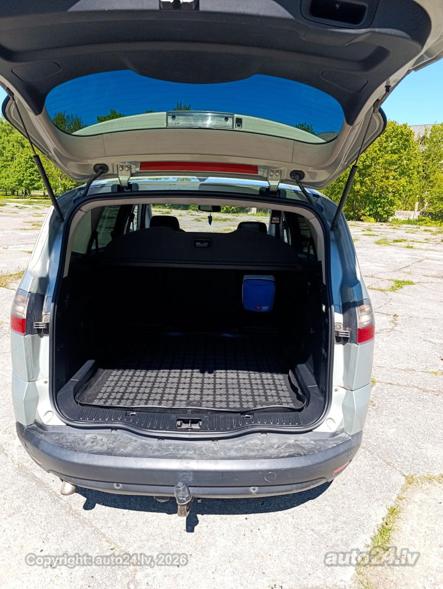 Ford S-Max 2009 Paldiski, ar dzinēja tilpumu 2.00 L un nobraukumu 325 tūkst. km par 3800 €, foto 5 vietnē AUTOMOTO.COM.LV