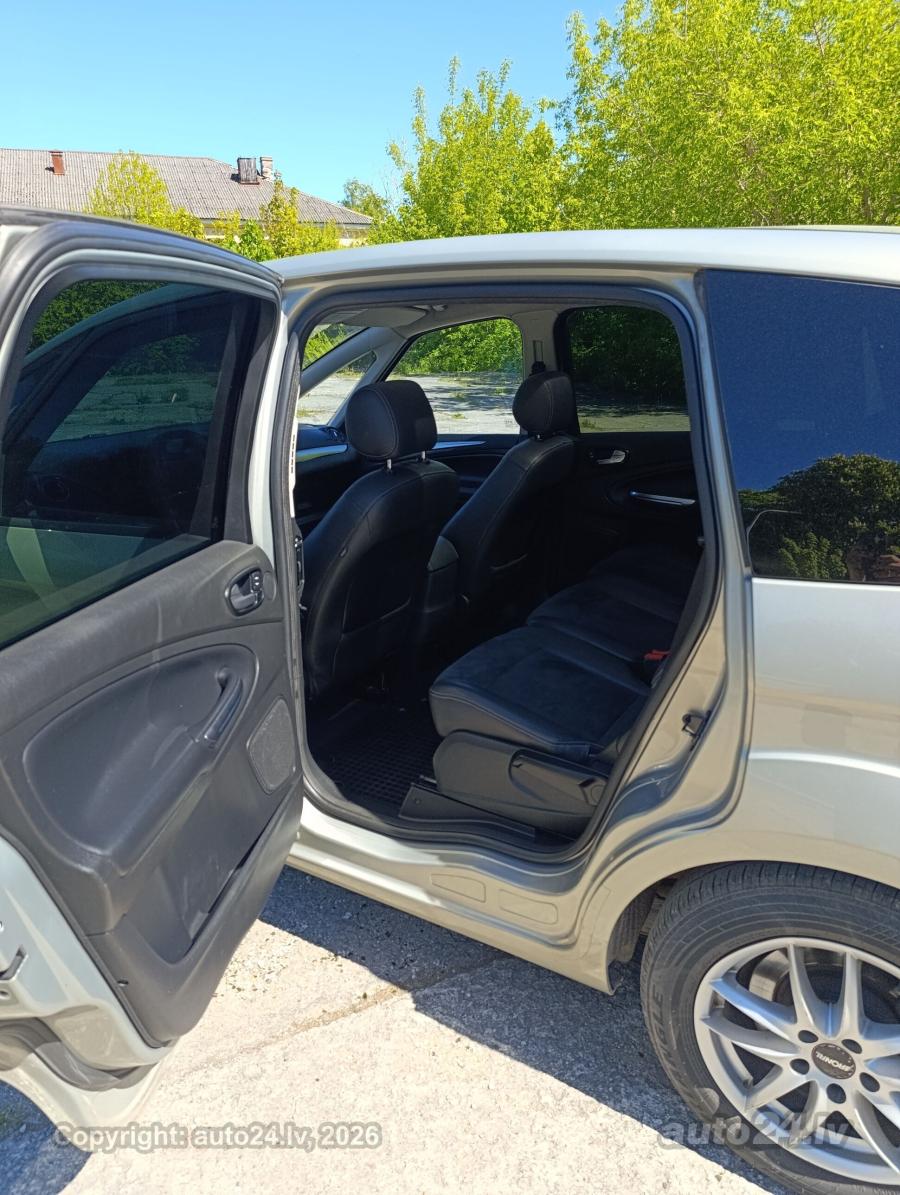Ford S-Max 2009 Paldiski, ar dzinēja tilpumu 2.00 L un nobraukumu 325 tūkst. km par 3800 €, foto 7 vietnē AUTOMOTO.COM.LV
