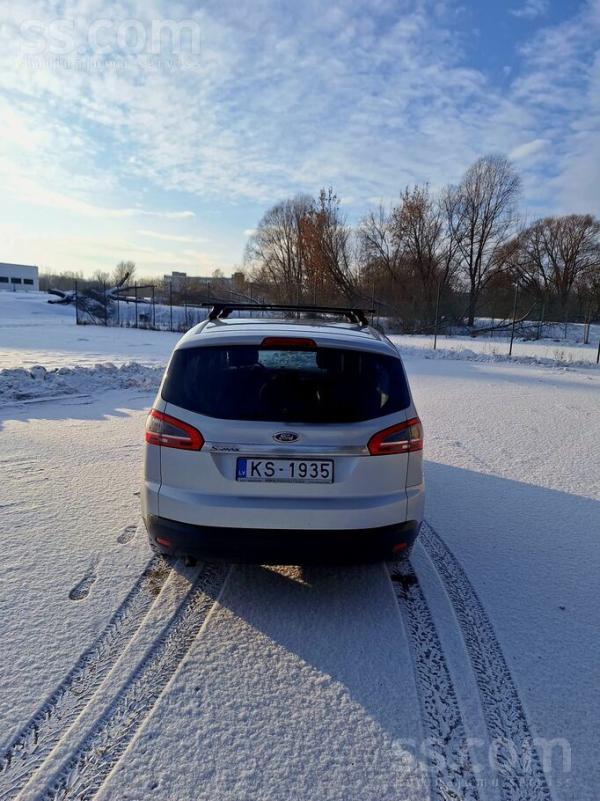 Ford S-Max 2010 in Riga, with an engine capacity of 2.00 L and mileage of 373 thousand km for 2750 €, photo 1 on AUTOMOTO.COM.LV