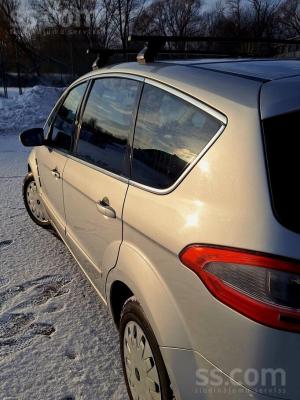 Ford S-Max 2010 in Riga, with an engine capacity of 2.00 L and mileage of 373 thousand km for 2750 €, photo 14 on AUTOMOTO.COM.LV