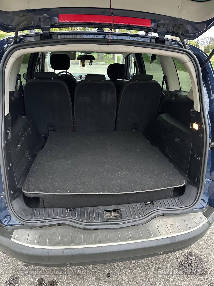 Ford S-Max 2010 in Tallinn, with an engine capacity of 2.00 L and mileage of 276 thousand km for 3550 €, photo 7 on AUTOMOTO.COM.LV