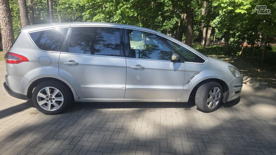 Ford S-Max 2010 in Prienai, with an engine capacity of 2.00 L and mileage of 364 thousand km for 3300 €, photo 6 on AUTOMOTO.COM.LV