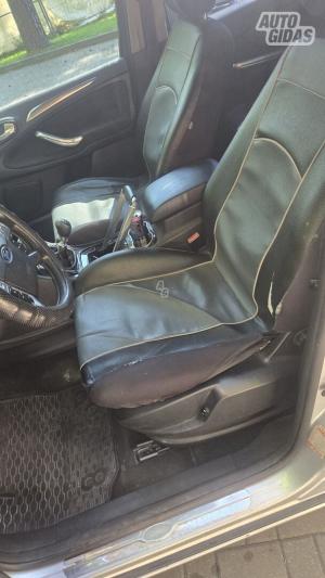 Ford S-Max 2010 in Prienai, with an engine capacity of 2.00 L and mileage of 364 thousand km for 3300 €, photo 12 on AUTOMOTO.COM.LV