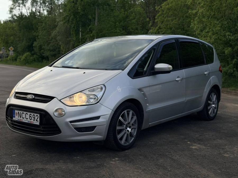 Ford S-Max 2010 in Kaunas, with an engine capacity of 2.00 L and mileage of 312 thousand km for 3900 €, photo 1 on AUTOMOTO.COM.LV
