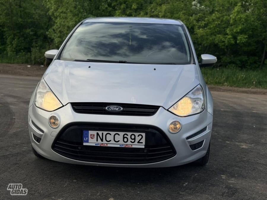 Ford S-Max 2010 in Kaunas, with an engine capacity of 2.00 L and mileage of 312 thousand km for 3900 €, photo 3 on AUTOMOTO.COM.LV
