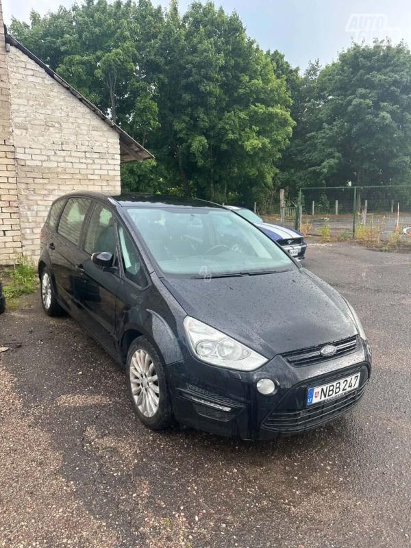 Ford S-Max 2013 Šilutė, ar dzinēja tilpumu 2.00 L un nobraukumu 250 tūkst. km par 1650 €, foto 2 vietnē AUTOMOTO.COM.LV