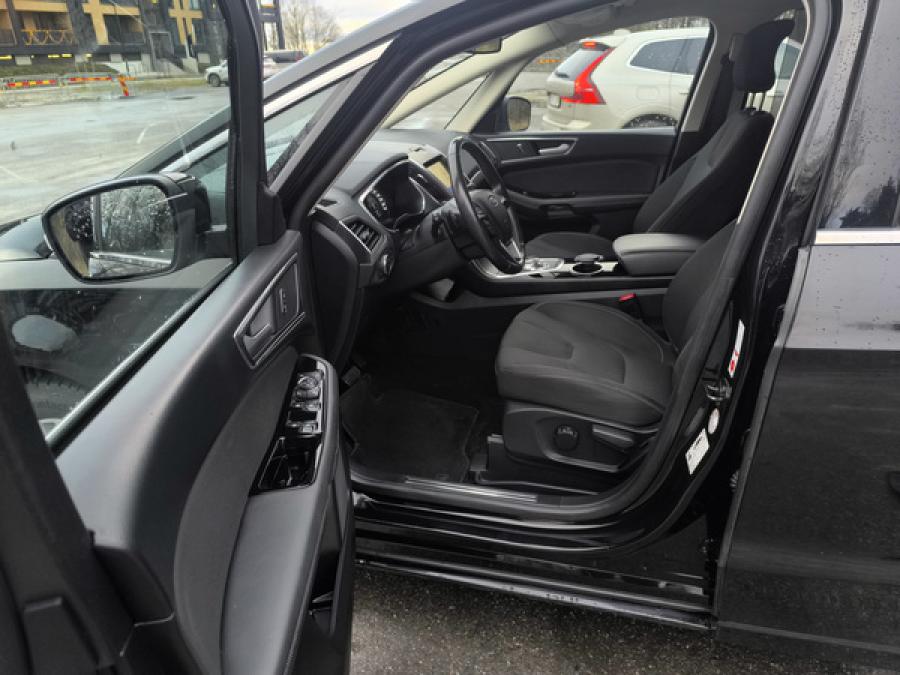 Ford S-Max 2020 in Tallinn, with an engine capacity of 2.00 L and mileage of 146 thousand km for 12999 €, photo 8 on AUTOMOTO.COM.LV