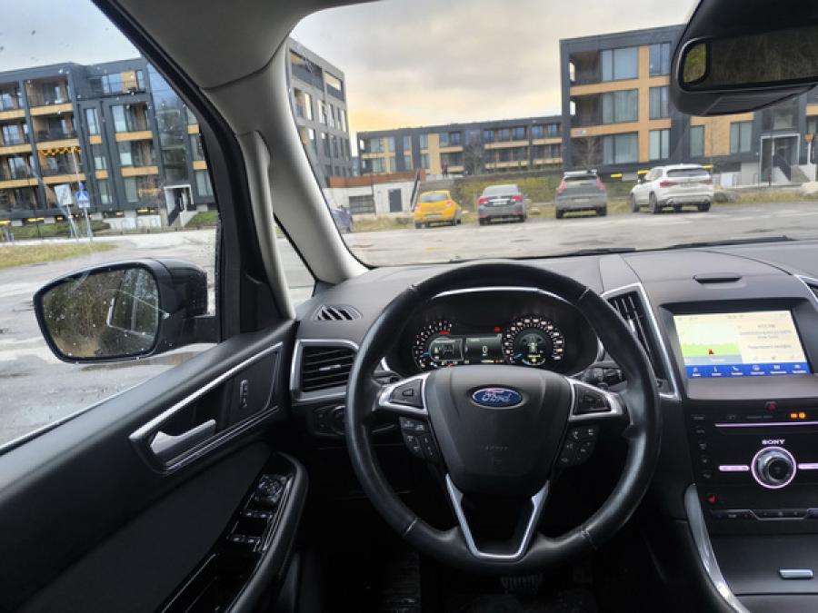 Ford S-Max 2020 in Tallinn, with an engine capacity of 2.00 L and mileage of 146 thousand km for 12999 €, photo 15 on AUTOMOTO.COM.LV