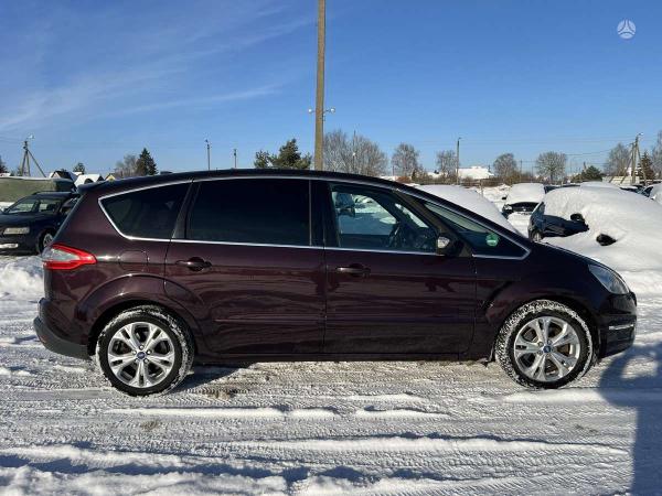 Violet Ford S-Max 2011 in Kedainiai, with an engine capacity of 2.00 L and mileage of 279 thousand km for 5650 €, photo 5 on AUTOMOTO.COM.LV